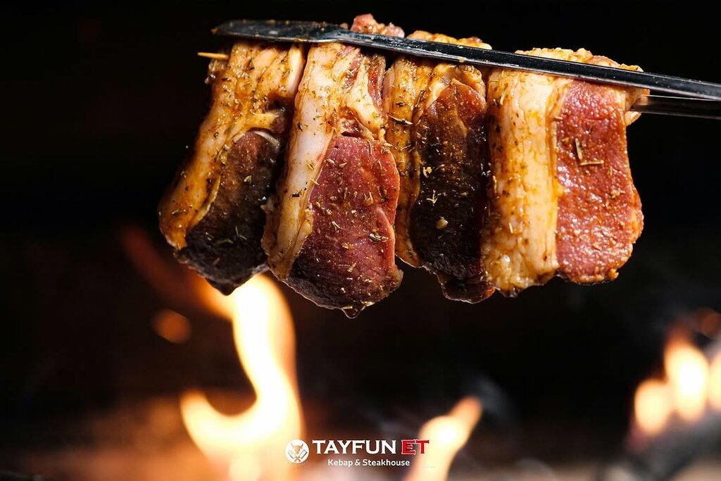 Restoran Tayfun Et Kebap, Mersin, foto