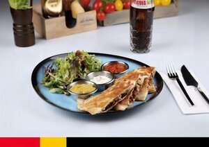 Doras Cafe (Laleli Mah., Alirıza Efendi Cad., No:4, Yunusemre, Manisa), kafe  Manisa'dan