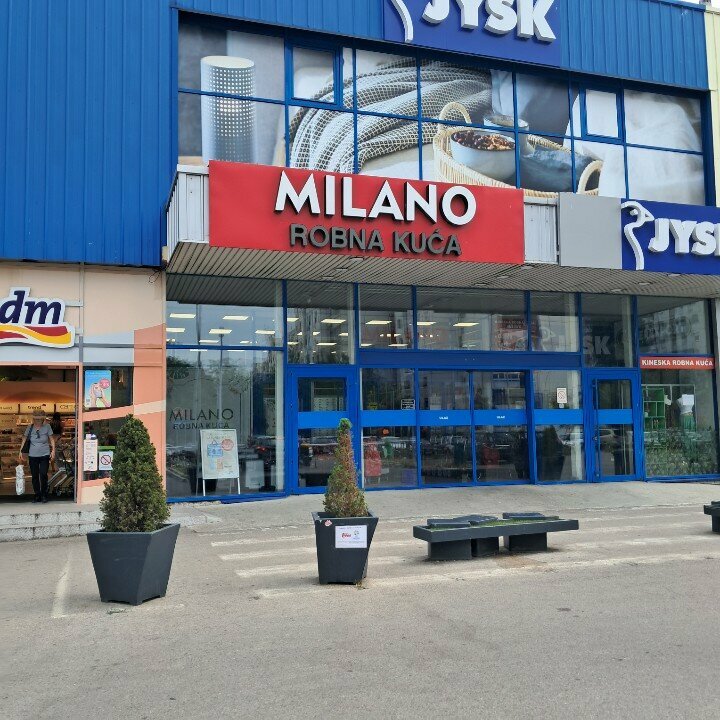 Giyim mağazası Milano Robna Kuca, Belgrad, foto