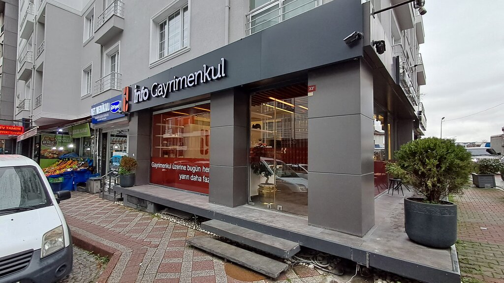 Emlak ofisi İnfo Gayrimenkul, İstanbul, foto