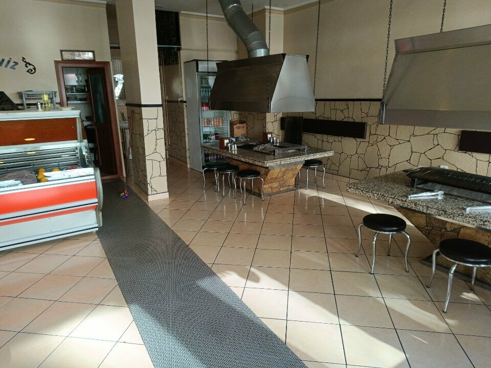 Restoran Bizim Et Mangal, İstanbul, foto