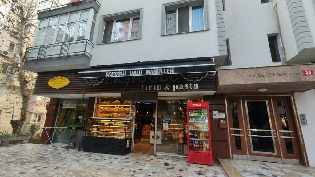Ekmek fırını Ekşioğlu Unlu Mamülleri, İstanbul, foto