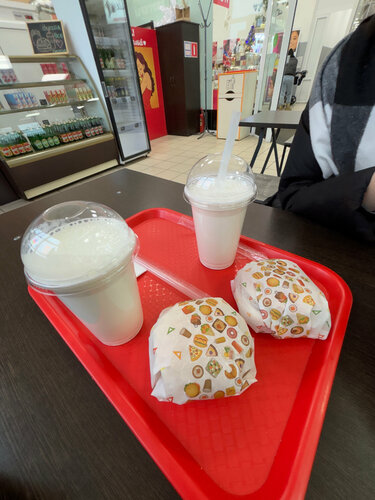 Fast food Grill Burger, Miçurinsk, foto