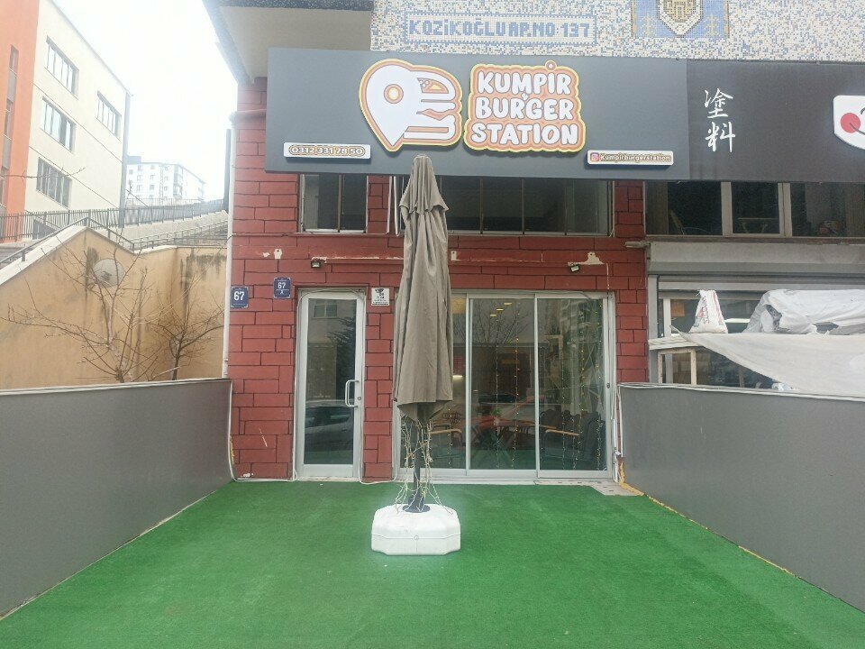 Restoran Kumpir Burger Station, Ankara, foto