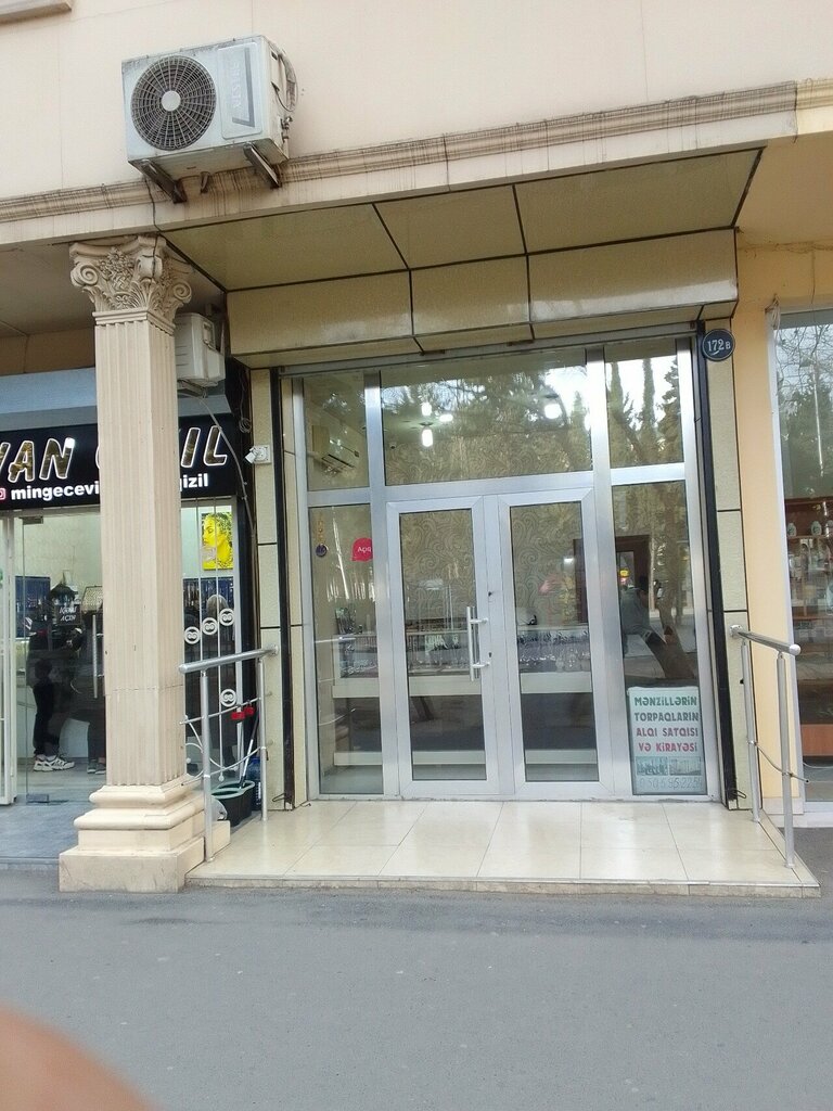 Kuyumcular Qızıl mağazası, Mingeçevir, foto