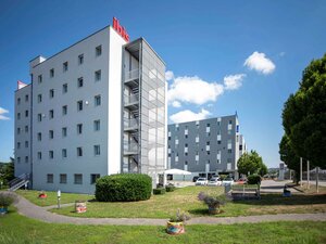 ibis Fribourg Hotel (Fribourg, La Sarine, Route du Lac, 21), otel  Fribourg'dan