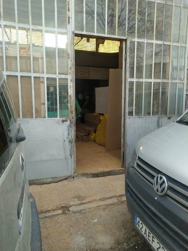 Mobilya fabrikaları Ünal Ahşap, Konya, foto