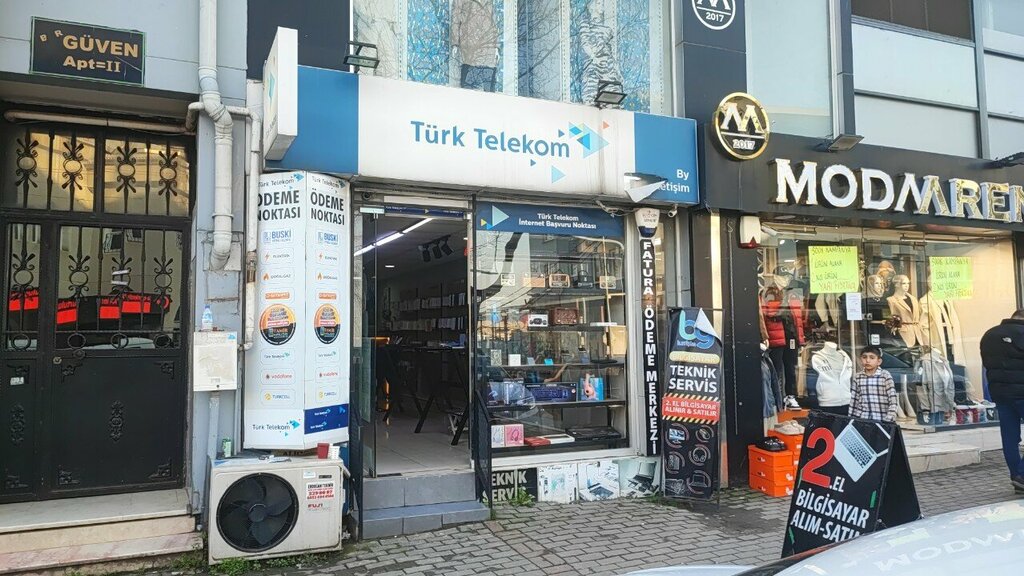 Cep telefonu ve aksesuarları satış mağazaları Türk Telekom, Bursa, foto