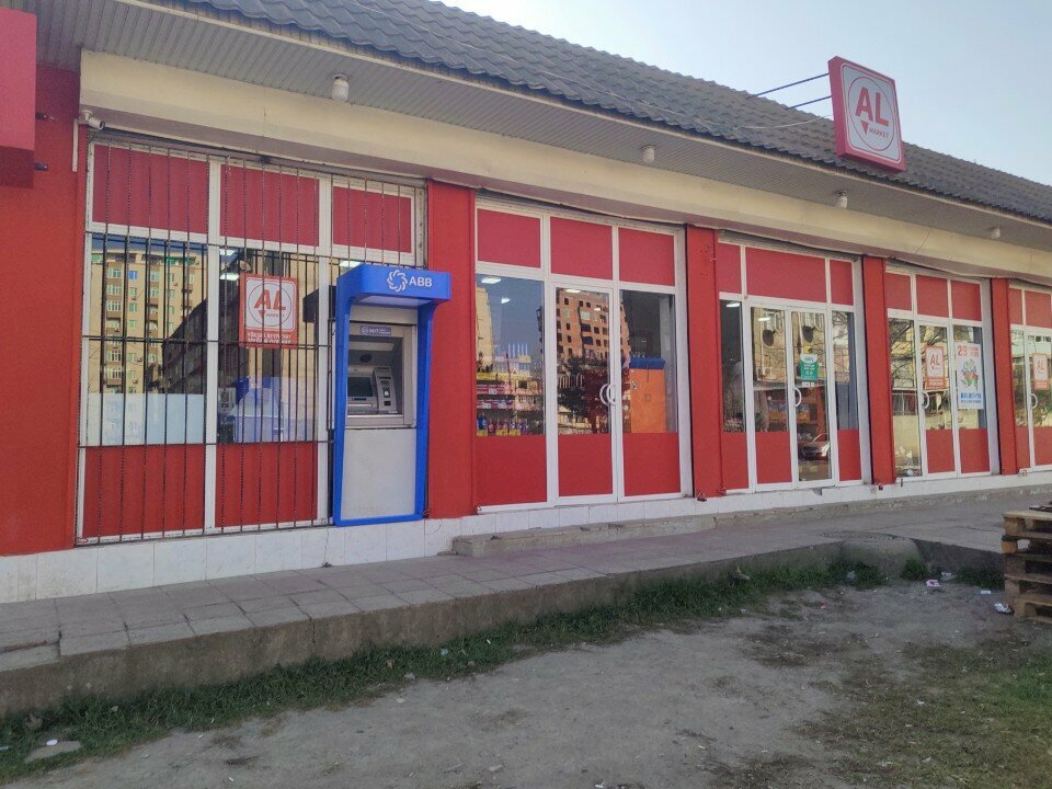 ATM'ler ABB, Gence, foto