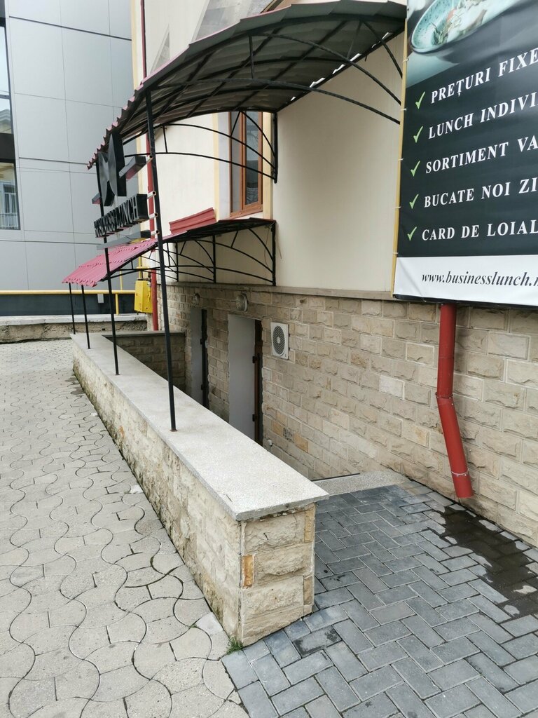 Kantin, yemekhane Business Lunch, Kişinev, foto