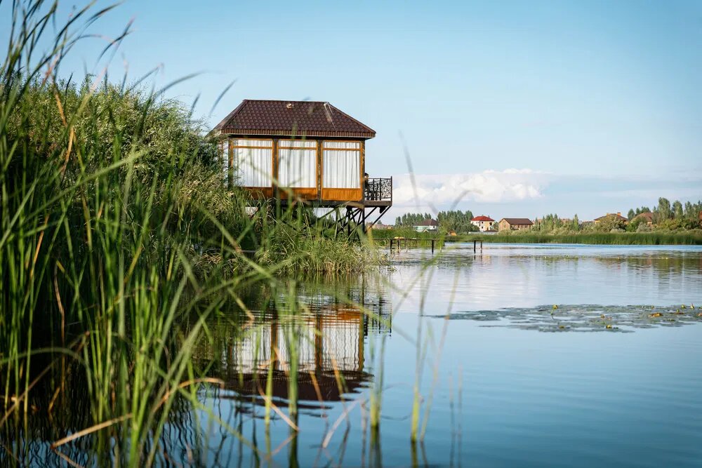 Arazi dizisi Landjer, Astana, foto