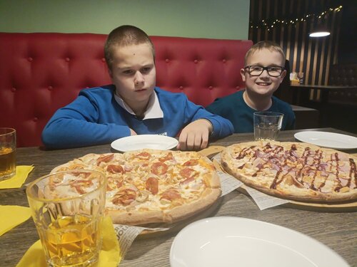 Pizzacılar Пицца, Moskova ve Moskovskaya oblastı, foto
