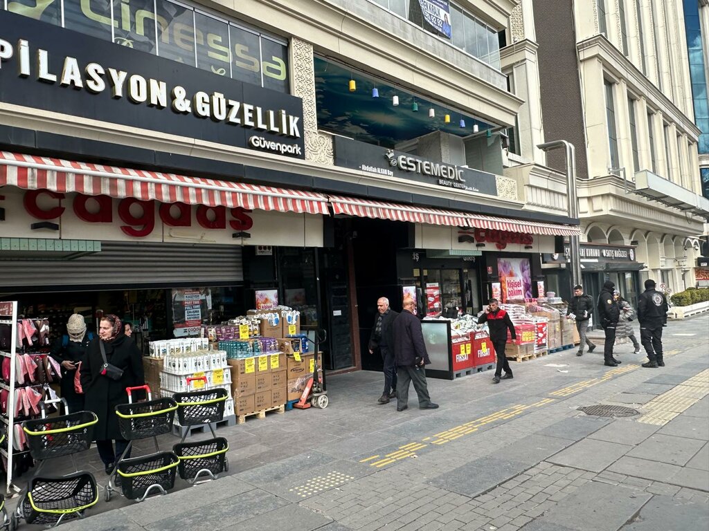 Restoran Yargıtay Evi Lokali, Ankara, foto