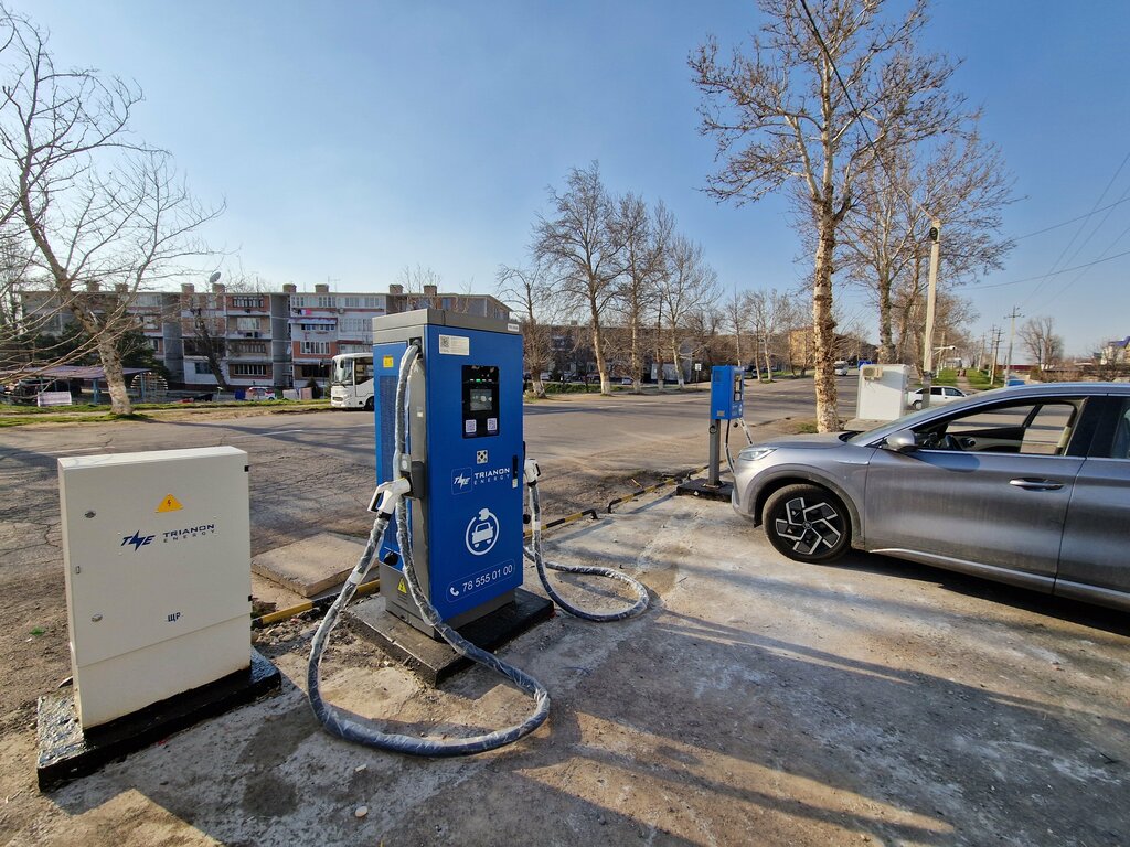 Elektrikli oto şarj istasyonları Trianon Energy, Çırçık, foto