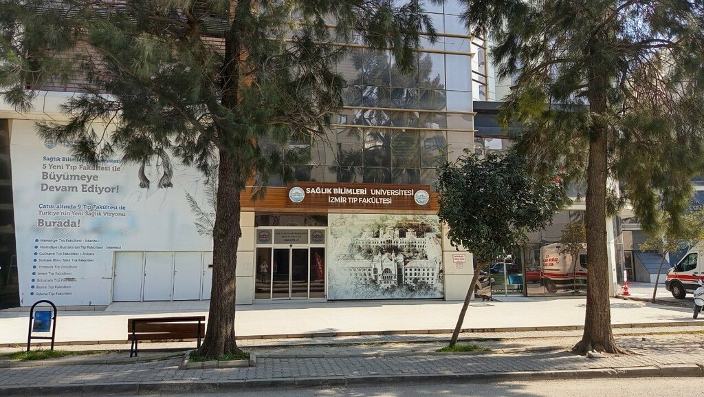 Hastaneler Sağlık Bilimleri Üniversitesi Tepecik Eğitim Araştırma Hastanesi, İzmir, foto