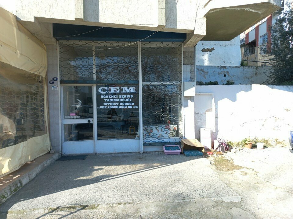 Şehiriçi yolcu taşımacılığı Cem Öğrenci Servis, İzmir, foto