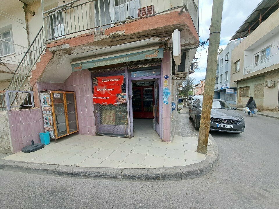 Market Özcan Market, İzmir, foto