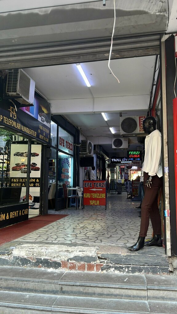 Pazarlar ve çarşılar Tuna Pasajı, İstanbul, foto