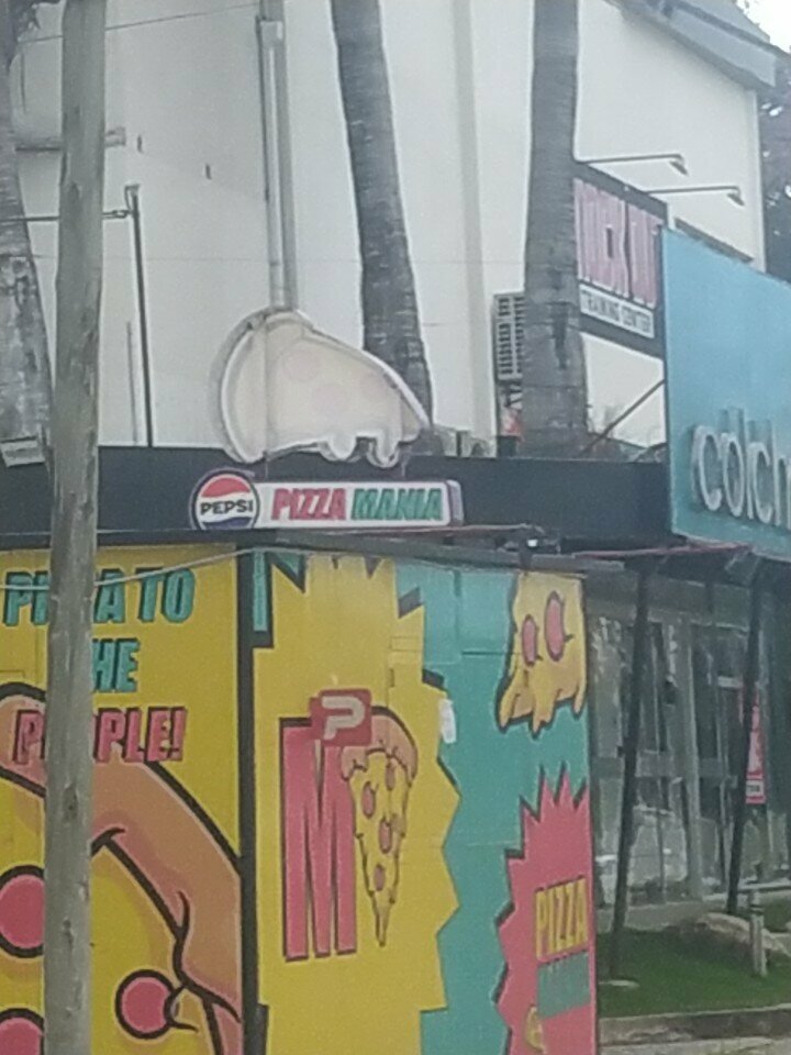 Fast food Pizza manía, Santa‑Krus, foto