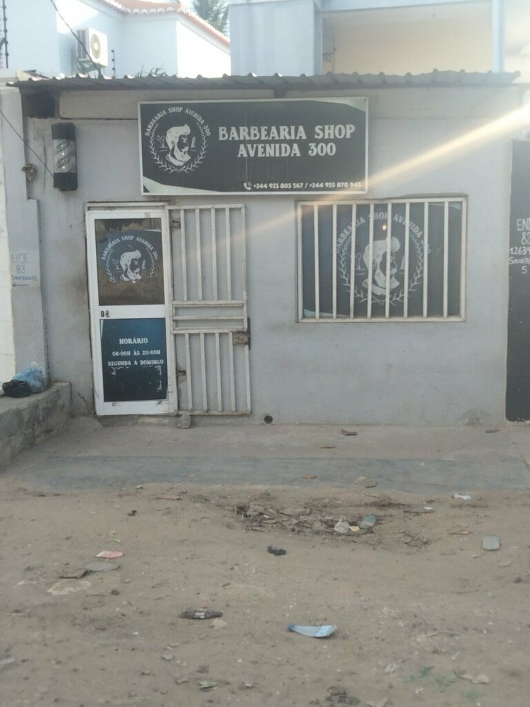 Berberler Barbearia Shop Avenida 300, Loanda, foto