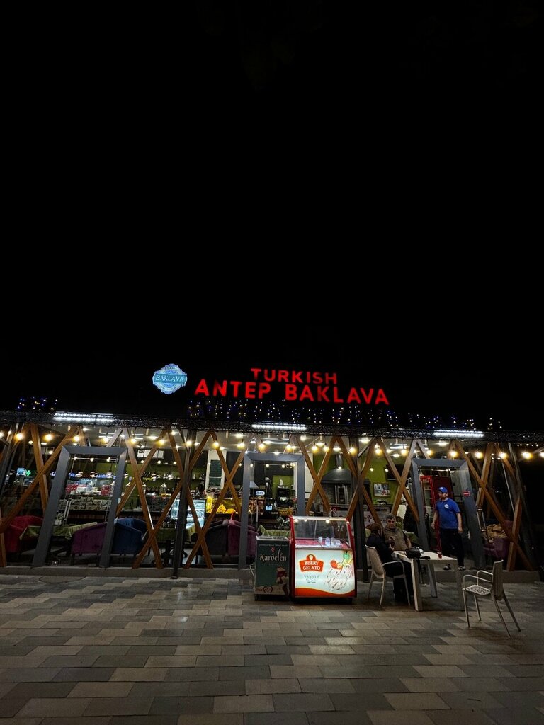 Kafe Turkish Antep Baklava, Taşkent, foto