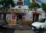 Mini Market Santiago (Department of Chuquisaca, Oropeza Province, Municipality of Sucre, Distrito D-1), market  Sucre'den