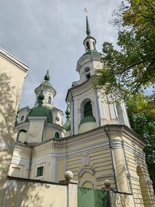 St. Catherine's Church (Pärnu County, Vee street, 8), ortodoks kiliseleri  Pjarnu'dan