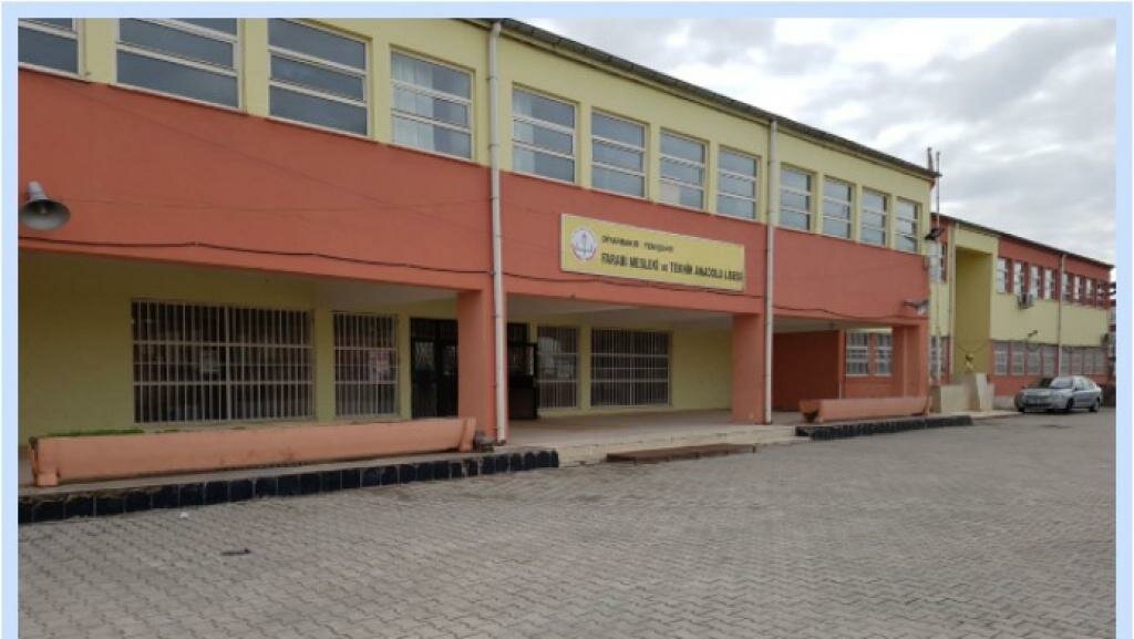 Mesleki ve teknik anadolu lisesi Farabi Mesleki Ve Teknik Anadolu Lisesi, Diyarbakır, foto
