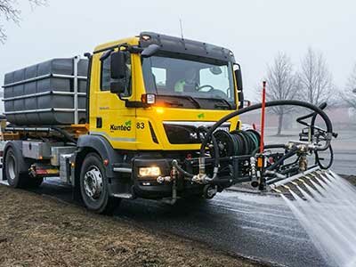 Otomobil yedek parçaları Kozmaksan, İstanbul, foto