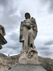 Старое кладбище (Lori Region, Vanadzor), turistik yerler  Vanadzor'dan