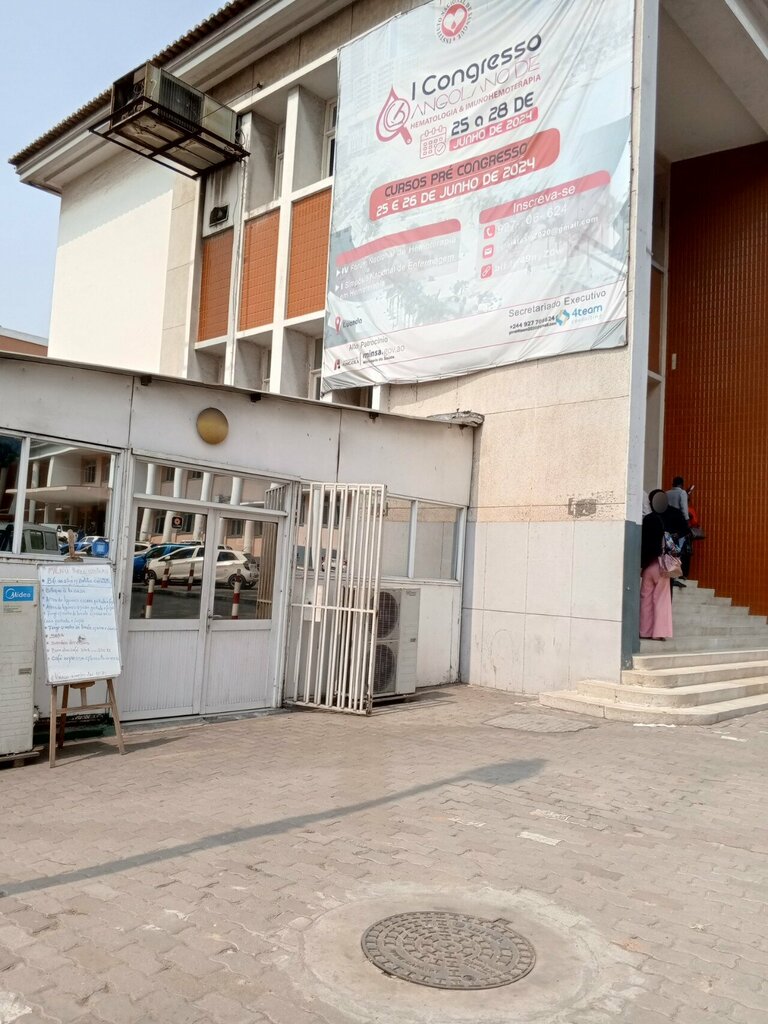 Devlet kurumları ve bakanlıklar Instituto Nacional de Sangue, Loanda, foto