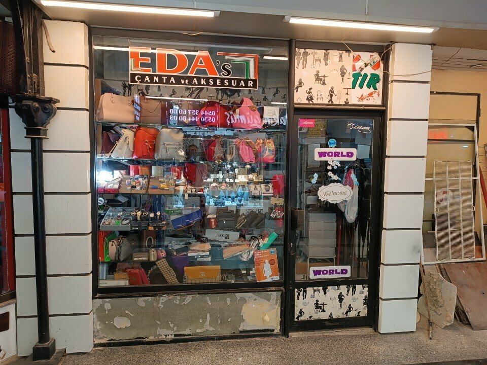 Çanta ve valiz mağazaları Eda's Çanta ve Aksesuar, İzmir, foto