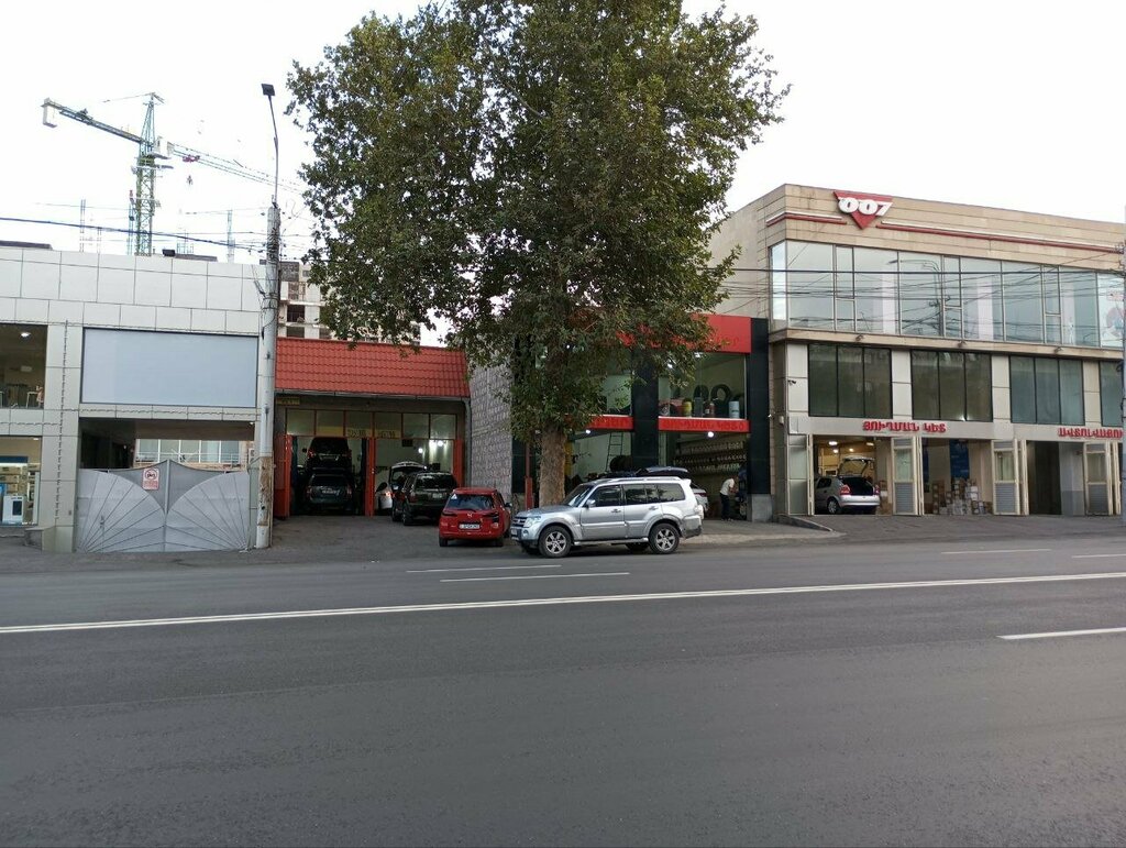Otomobil servisi Remsa Service Yerevan, Erivan, foto