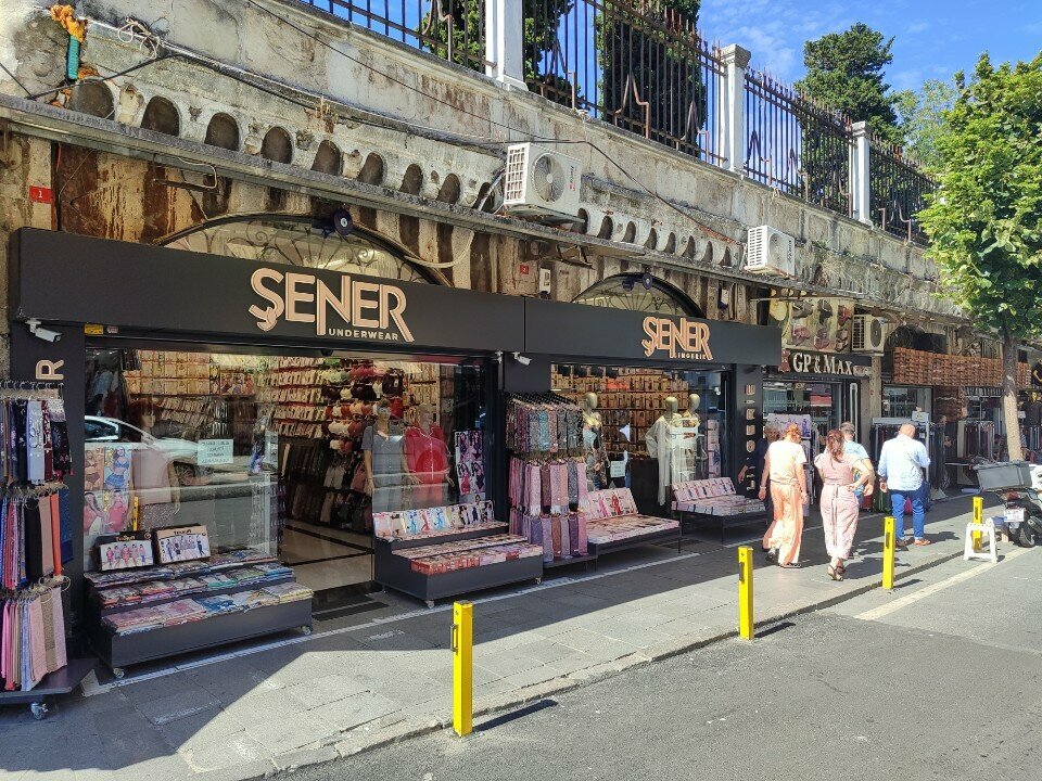 Giyim mağazası Şener Tekstil, İstanbul, foto