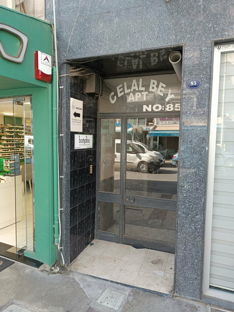 Dövmeciler Bonobo Tattoo Studio, İzmir, foto