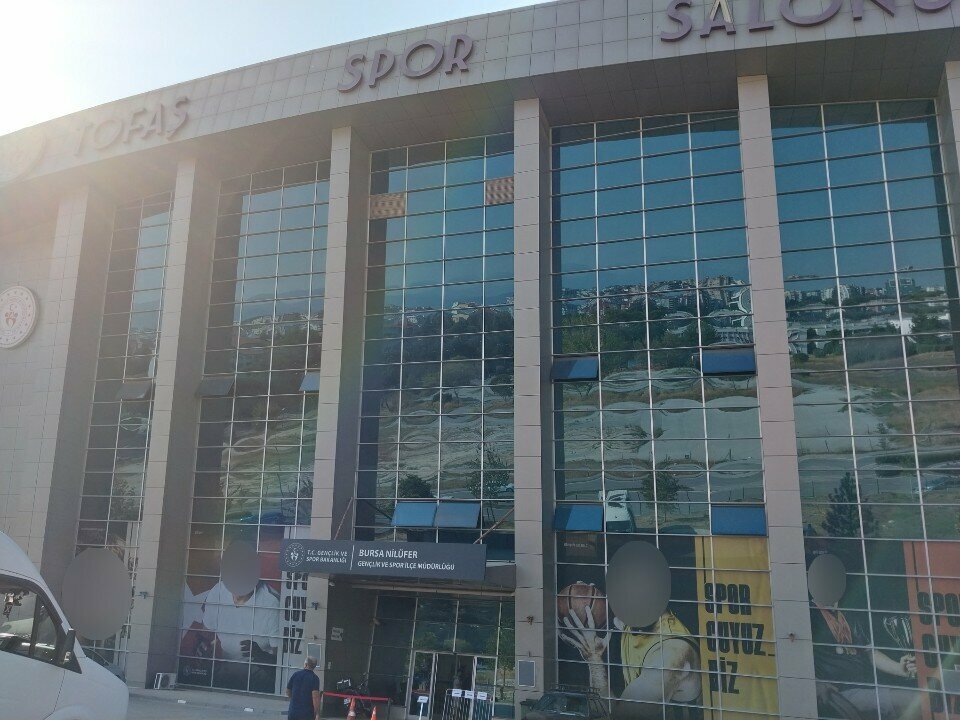 Çok amaçlı spor tesisleri Tofaş Spor Salonu, Bursa, foto