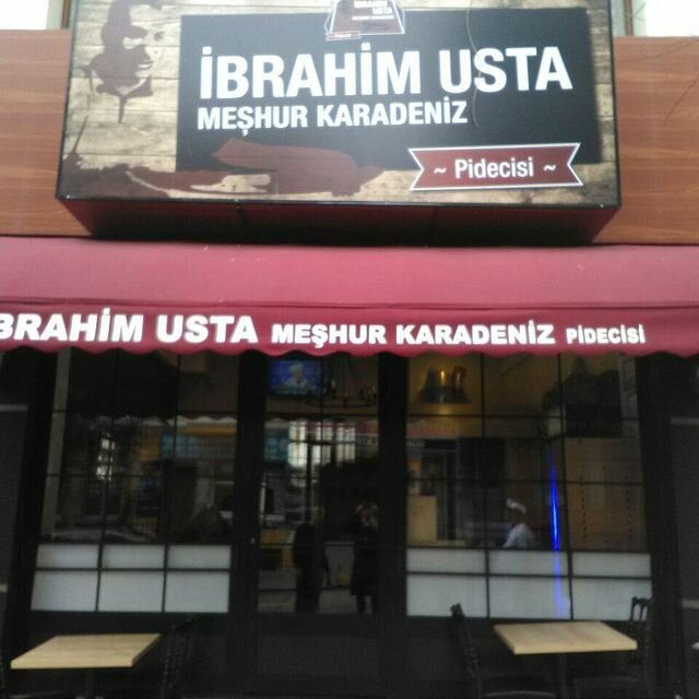 Restoran Meşhur Karadeniz Pidecisi, İstanbul, foto