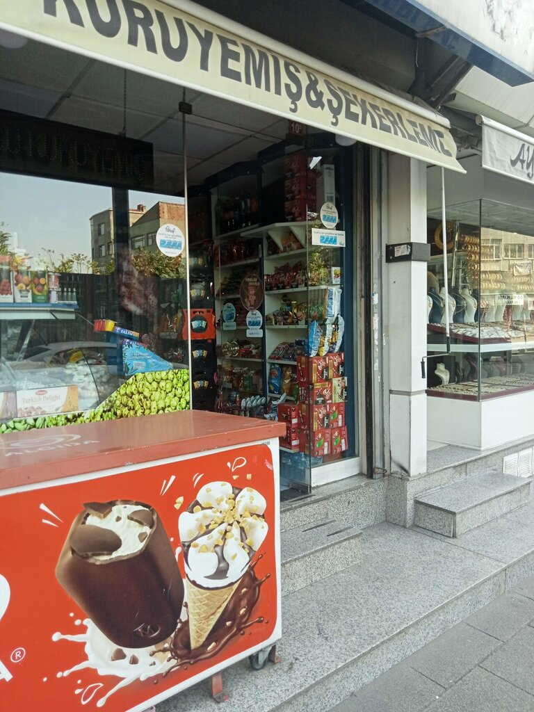 Kuruyemiş, atıştırmalık, kuru meyve Aksu Kuruyemiş, İstanbul, foto