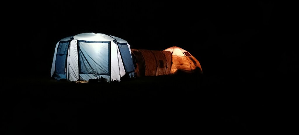 Kamp alanları КФХ Боор, Altay Cumhuriyeti, foto