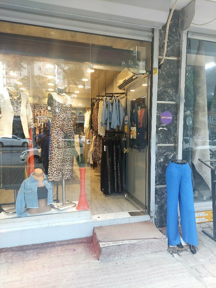 Giyim mağazası Seda can boutique, Adana, foto