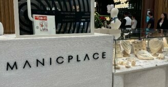 Bijuteriler Manicplace, Sakhalinsk, foto