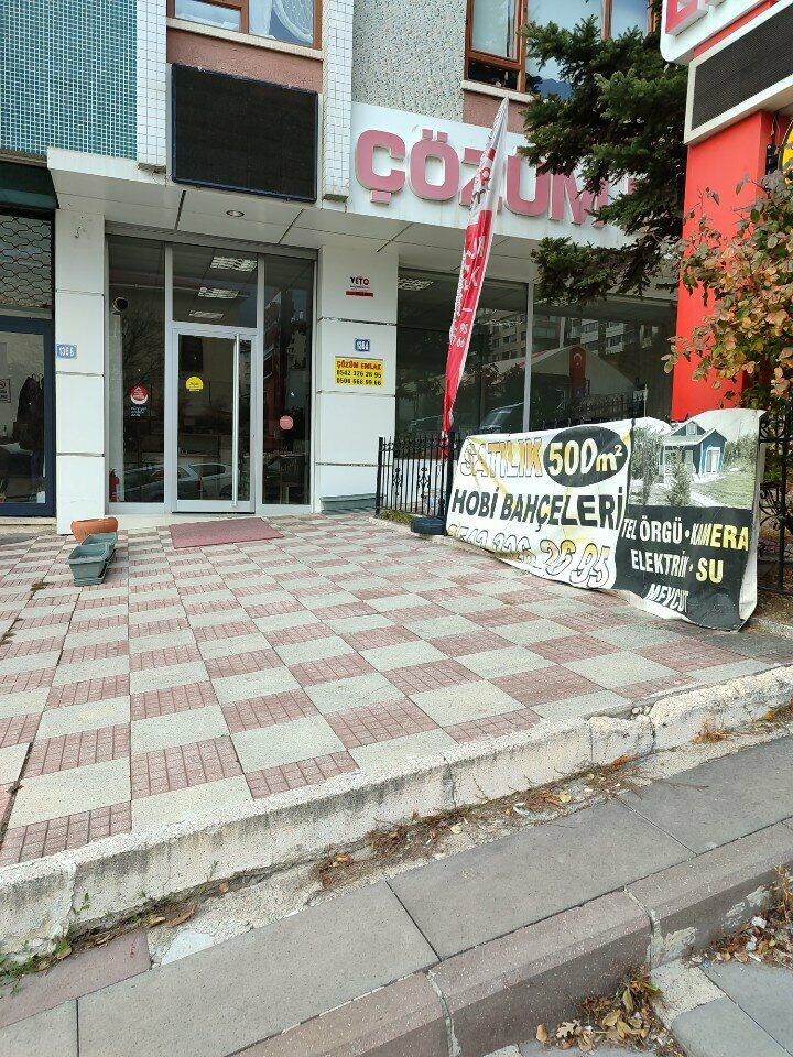Emlak ofisi Çözüm Emlak, Ankara, foto