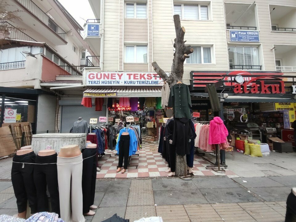 Giyim mağazası Güney Tekstil, Ankara, foto