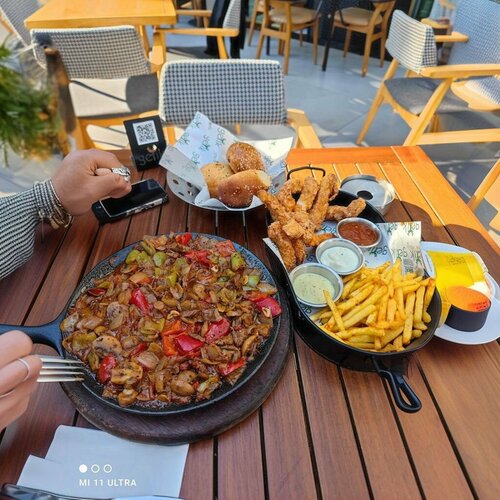 Bar Geyik, Mersin, foto