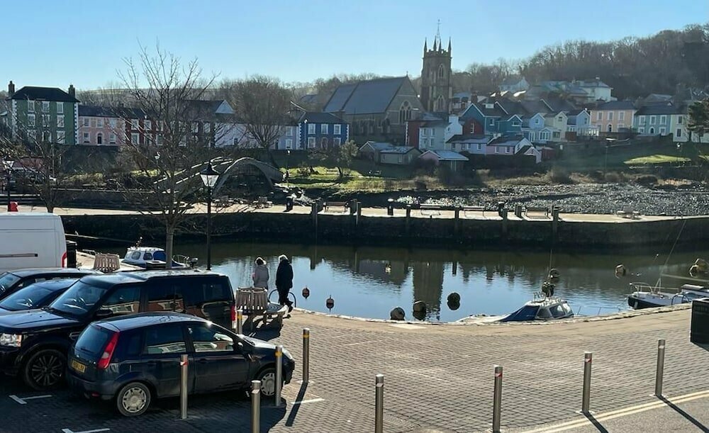 Otel Arosfa Harbourside Guest House, Aberaeron, foto