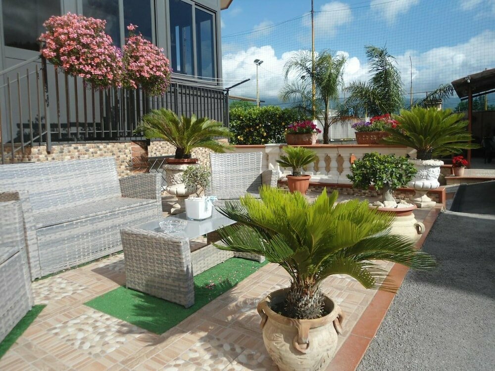 Otel H. ave, , foto