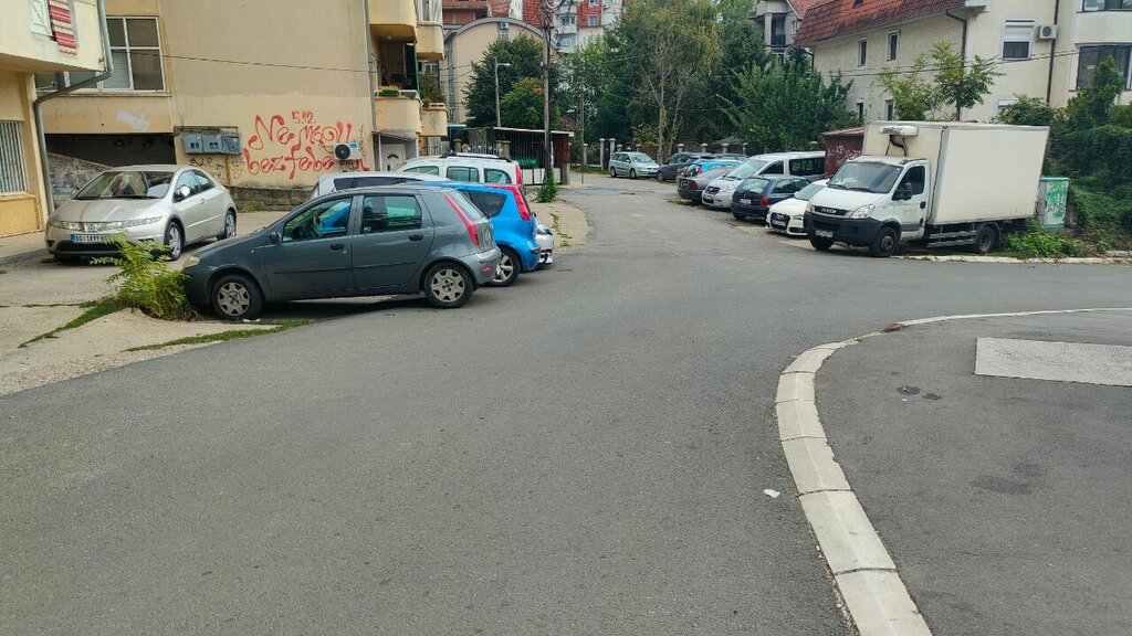 Spor kulüpleri Gym 011 - Teretana Žarkovo, Belgrad, foto