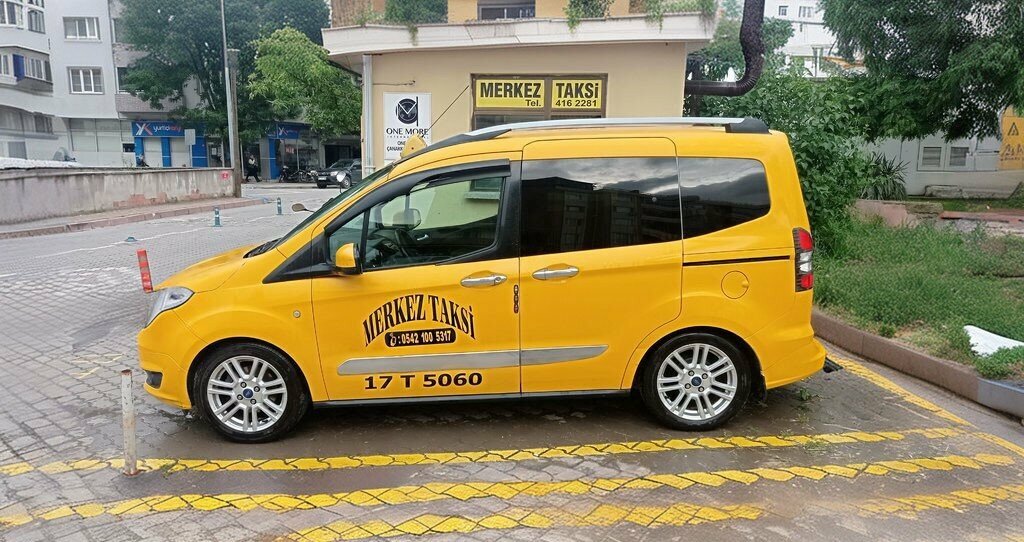 Taksi durağı Merkez Taksi - Çan, Çan, foto