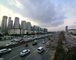 Uzunçayır Metrobüs (İstanbul, Kadıköy, Dumlupınar Mah.), toplu taşıma durağı  İstanbul'dan