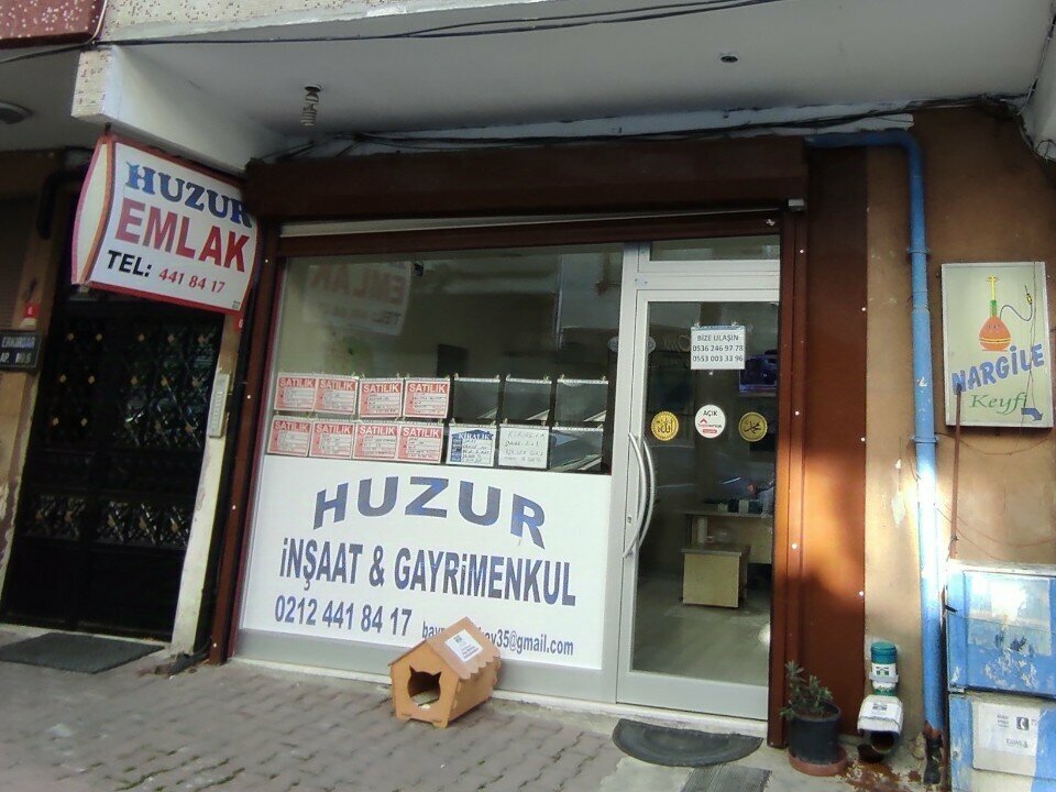 Emlak ofisi Huzur Emlak, İstanbul, foto